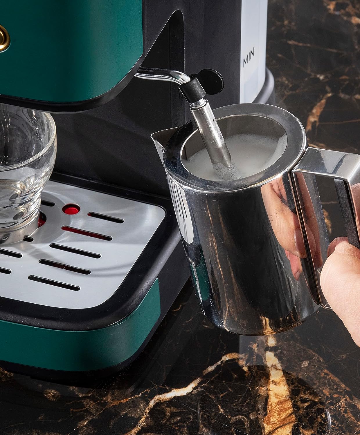 Daewoo SDA2279 Espresso Machine in Emerald Green | G Craggs Ltd